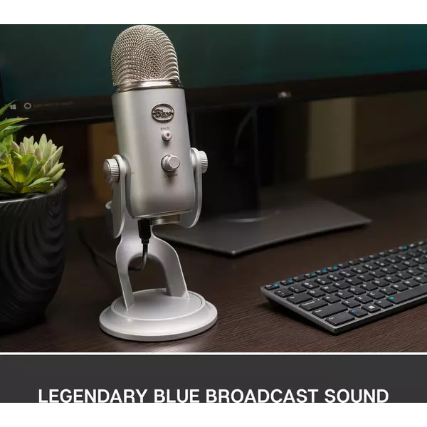 BLUE Yeti USB Streaming Microphone - Silver– Gadcet UK